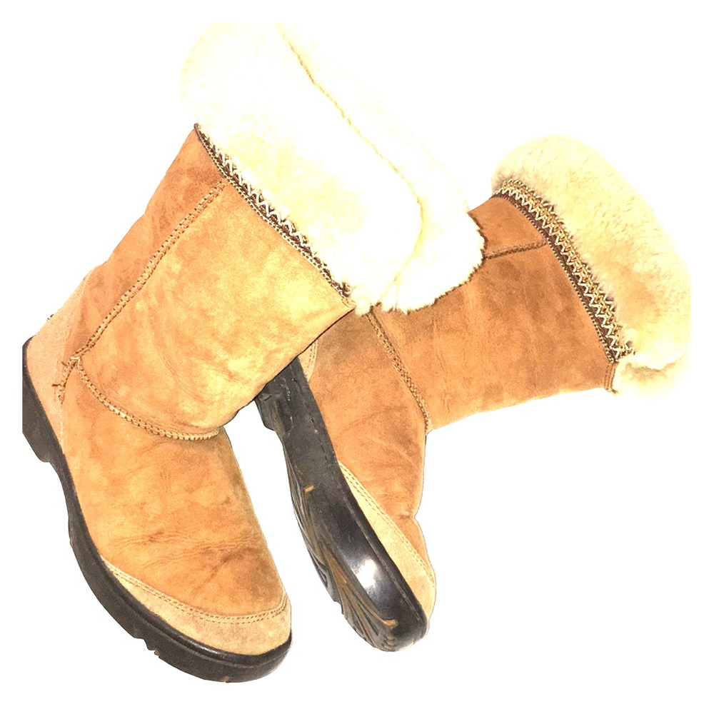 Ugg Ultimate Cuff Shearling Boot W/Tread Sole - Gem